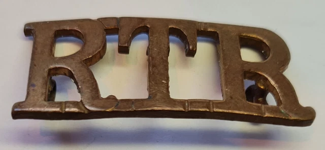 VINTAGE MILITARY BADGE.ROYAL Tank Regiment. R.t.r. Brass Uniform Emblem ...