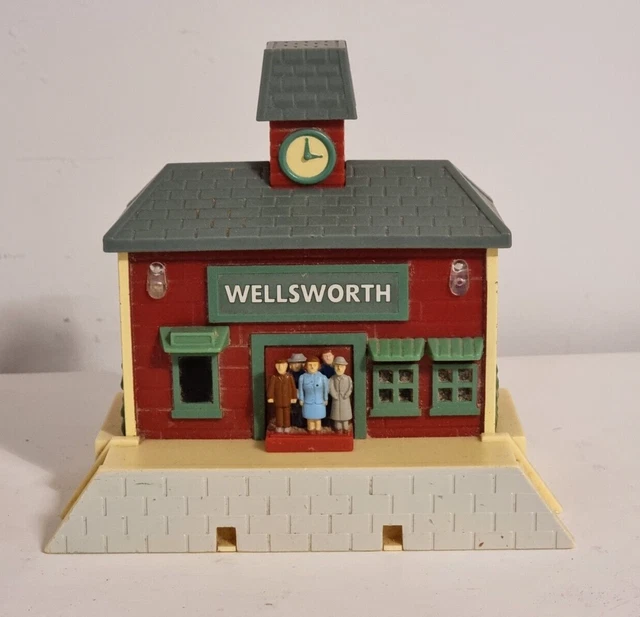 THOMAS THE TANK Engine Train Toy Sodor Accessory Wellsworth Station ...