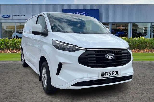 FORD TRANSIT CUSTOM 320 Limited L1 SWB FWD 2.0 EcoBlue 136ps Low Roof ...