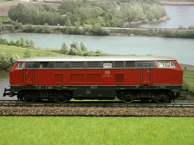 MÄRKLIN H0 DIESELLOK BR 216 025-7 (DK) D1921 EUR 3,50 - PicClick DE