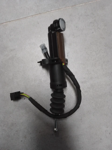 VW T5 T6 Clutch Pedal Clutch Master Cylinder 7E0721401F Original £42.74 ...