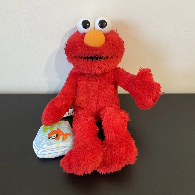 TICKLE ME SESAME Street Elmo - Talking Giggling Shaking Laughing With ...