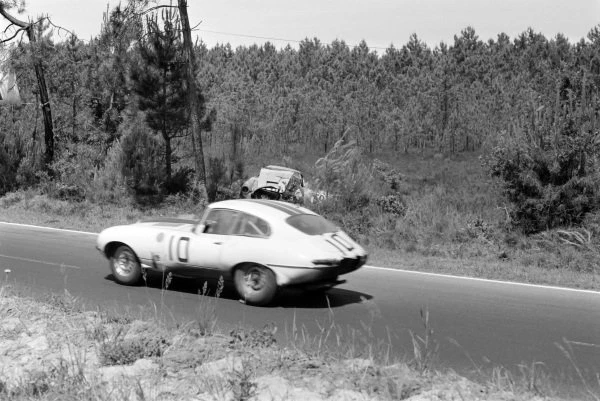 BRIGGS CUNNINGHAM & Roy Salvadori, Jaguar E-type Lightweight 1962 Old ...