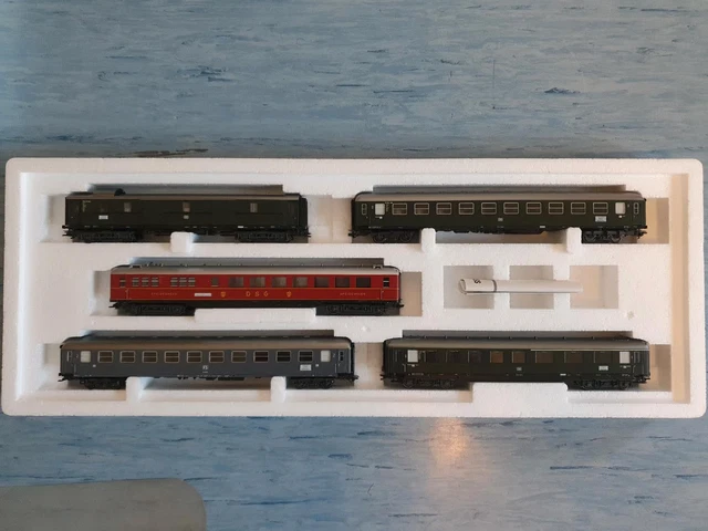 MÄRKLIN SPUR H0 42941 Personenwagen-Set Wagen-Set "Riviera Express" in OVP EUR 119,99 - PicClick DE