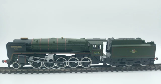 OO GAUGE SCALE BR Evening Star 9F 92220 Steam Locomotive Train Model ...