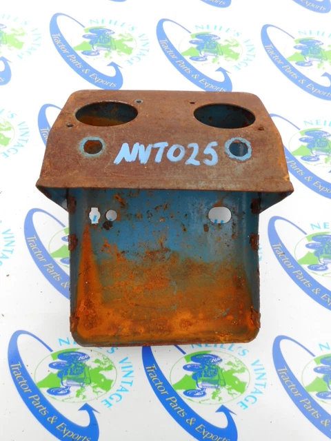 FORDSON MAJOR TRACTOR Control Panel & Back Plate - NVT025 £70.00 ...