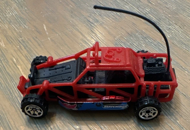MATCHBOX DUNE BUGGY Stingray 1998 jouet rouge étincelant voiture mattel ...