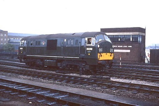 ORIGINAL COLOUR SLIDE of D6350 BR class 22 diesel hydraulic loco £7.99 ...