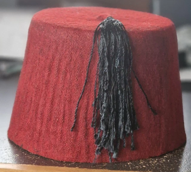 VINTAGE TURKISH FEZ With Tassel - Wine Red Colour - Excellent Condition ...