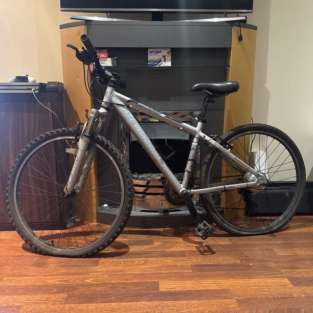 APOLLO CRAZE 26& Wheel 18-Speed Junior Mountain Bike - grey £49.97 ...