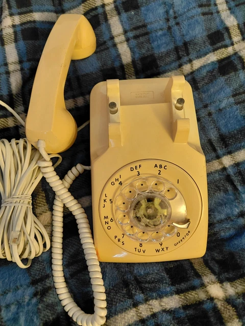VINTAGE 70S ITT Beige Rotary Dial Telephone Desk Tabletop ~ UNTESTED £ ...