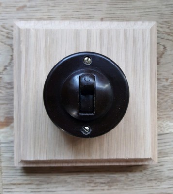 VINTAGE BAKELITE LIGHT Switch Antique Art Deco Old Toggle Dolly ...