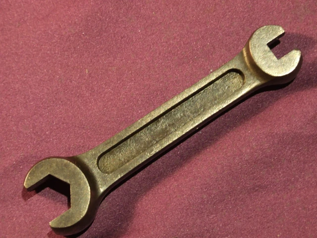 VINTAGE RARE TYPE Bsa Spanner Wrench Motorcycle Tool Kit Stacked Rifles ...