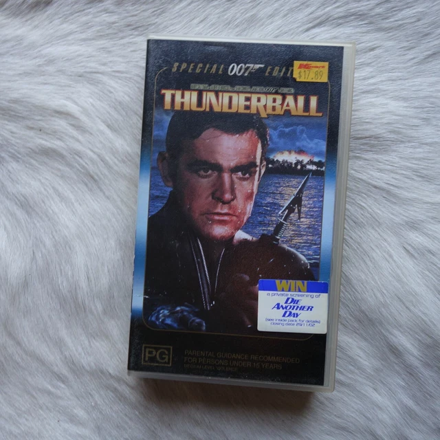 JAMES BOND THUNDERBALL Movine Vintage Sean Connery VHS James Bond Movie EUR 32,27 - PicClick FR