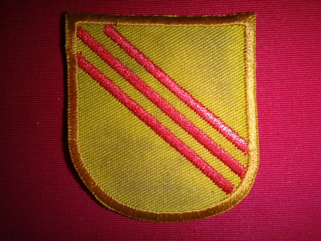 VIETNAM WAR US 5th Special Forces Group AIRBORNE Beret Patch (Variation ...