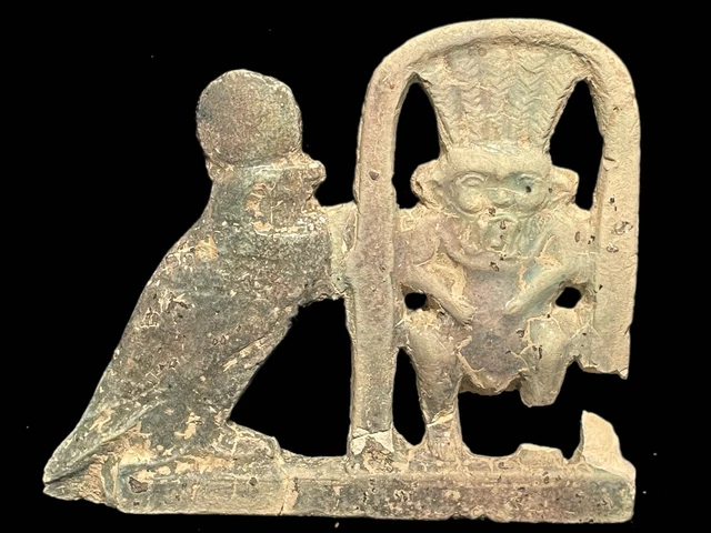 ANCIENT EGYPTIAN PLAQUE DEPICTING GODS HORUS AND BES - 664-332bc (7) £0 ...