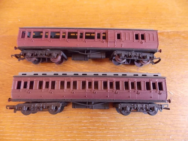2 HORNBY MR CLERESTORY COACHES, 1st/3rd COMP & BRAKE 3rd re-painted. OO Gauge. £8.00 - PicClick UK