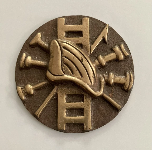 FIREMAN FIREFIGHTER FIRE Dept Rescue Scramble Plaque Trophy Metal ...