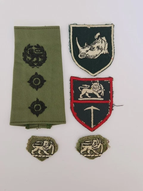 RHODESIAN ARMY OFFICERS' & NCOs' 1970s Uniform Rank Badges & Insignia ...
