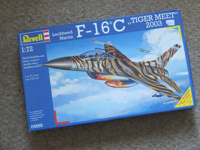 REVELL 85-5326 1/48 Scale Lockheed Martin F-16 Air Team New Sealed £14. ...