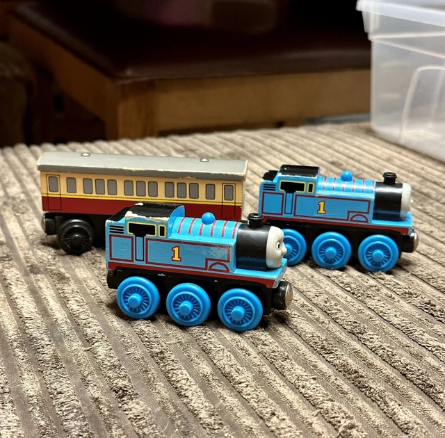 THE LEARNING CURVE Thomas The Tank Engine Wooden Toy Bundle Train ...