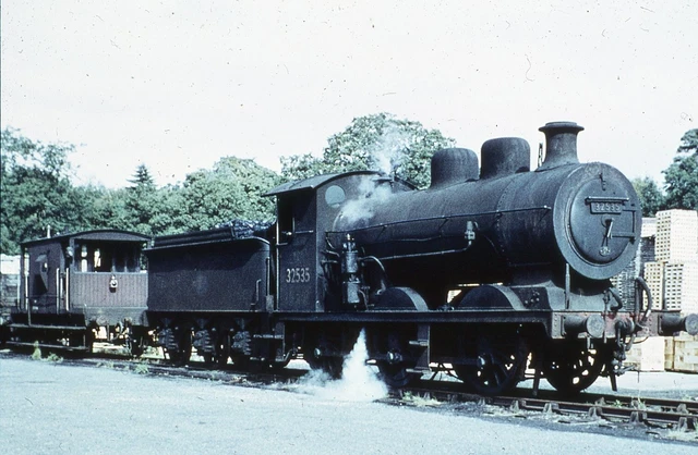 COPY COLOUR SLIDE, CCQ1462, former LBSCR C2X, 32535 £1.25 - PicClick UK