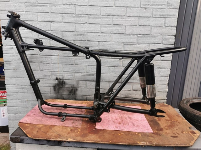 TRIUMPH DAYTONA T100R Frame. 1967 cw. Nova £600.00 - PicClick UK