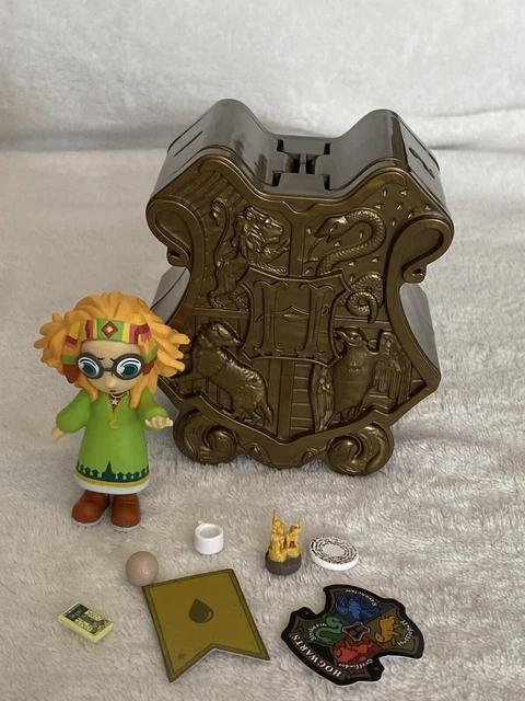 HARRY POTTER MAGICAL Capsule Series 3 Professor Trelawny Mini Figure ...
