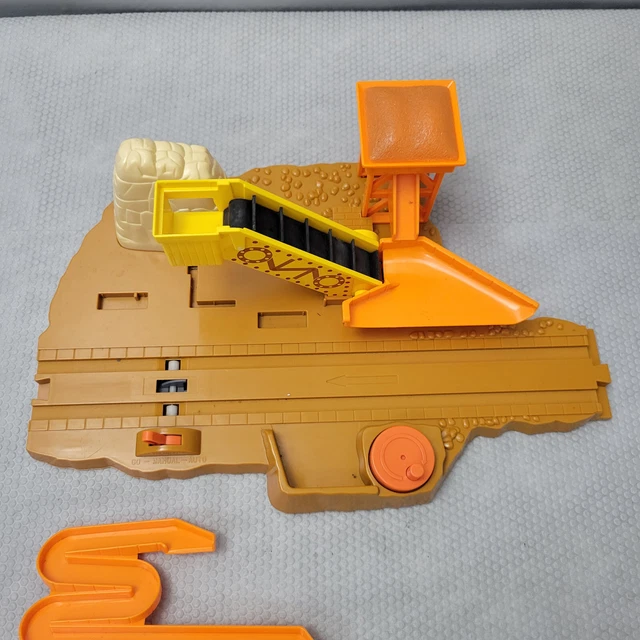 THOMAS & FRIENDS Trackmaster Sodor Quarry Loader Set Incomplete Tomy £9 ...