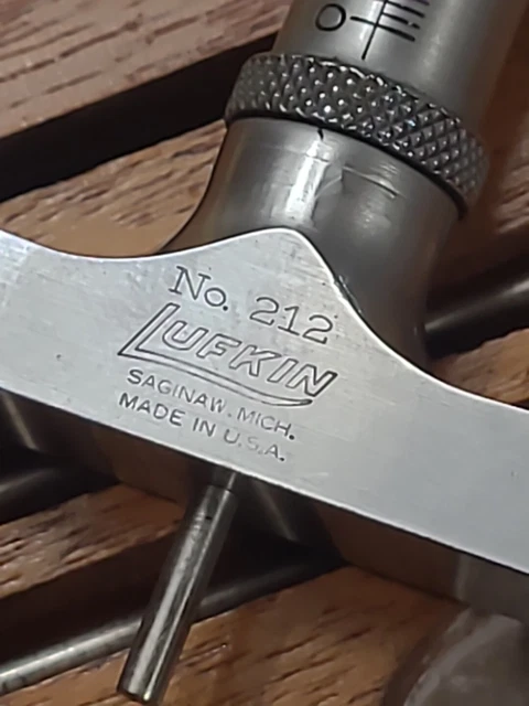 VINTAGE LUFKIN DEPTH Micrometer 0-3" No 211 2" Base With Original Wood ...