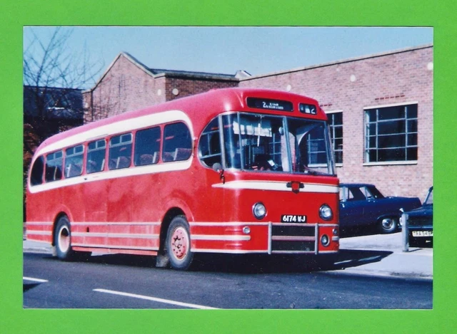 BUS PHOTO - Hulleys of Baslow 6174WJ - 1960 Sheffield Weymann Fanfare ...