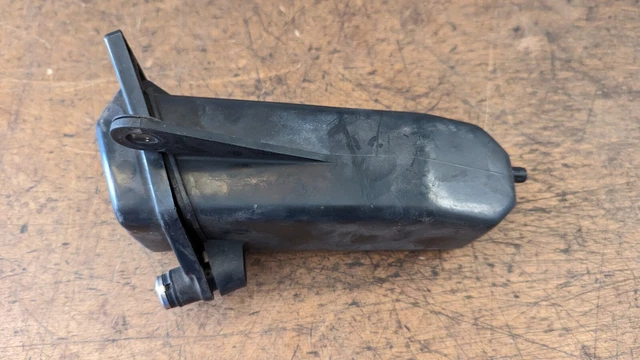 ORIGINAL WERKZEUGBOX BORDWERKZEUG tools box Honda Dominator NX650 RD02 ...