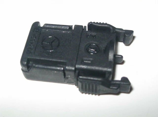 MERCEDES WIRING CABLE Connector Plug Terminal 4 Pole A0205459028 EUR 16 ...
