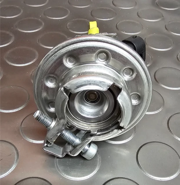 GENUINE LAND / RANGE ROVER BOSCH UREA AdBlue INJECTOR FPLA-189E3-AB ...