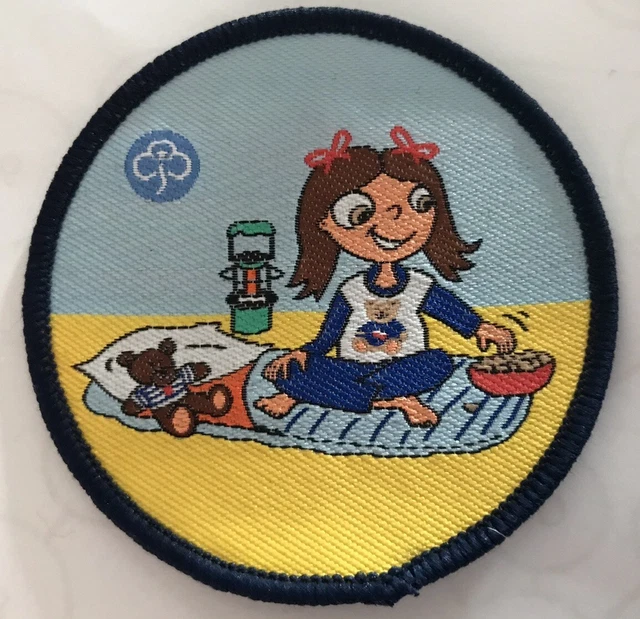GIRLGUIDING OLD STYLE Guide Sleepover Badge Obsolete £2.50 - PicClick UK