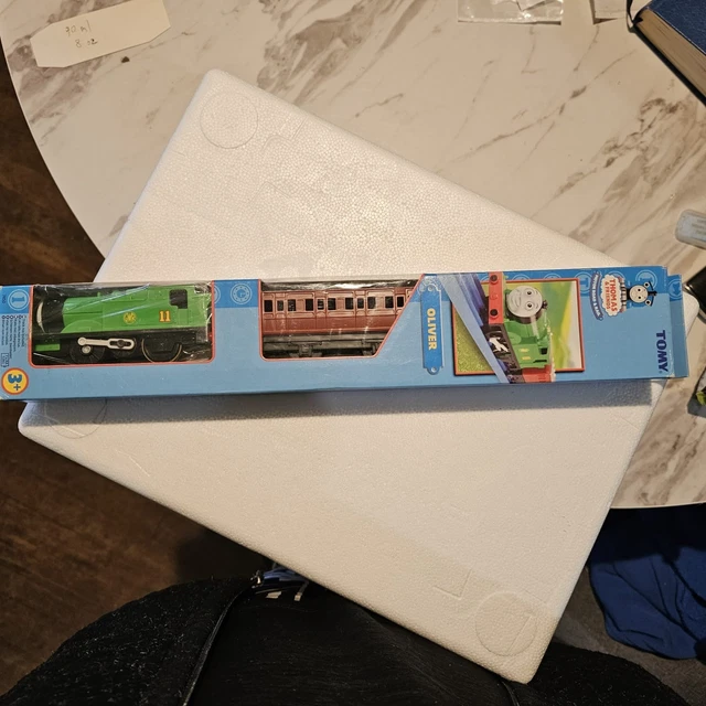 TOMY THOMAS & Friends Oliver Motorized Trackmaster Plarail Train Green ...
