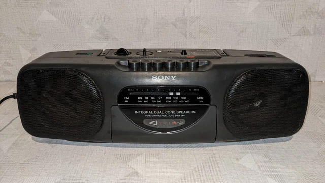 VINTAGE SONY CFS-B11 Boombox AM/FM Radio Cassette Corder Read ...