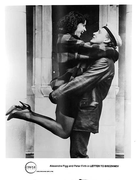 ACTRESS ALEXANDRA PIGG And Actor Peter Firth On Set 1985 Movie OLD ...