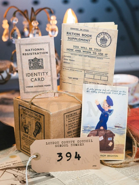 WW2-1940S AIR RAID-WARTIME Blitz-Childs Gas Mask Box, 5 piece 1940s set ...