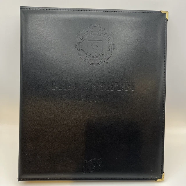 MANCHESTER UNITED/MAN UTD Millennium 2000 Complete Binder/Signed Centre ...