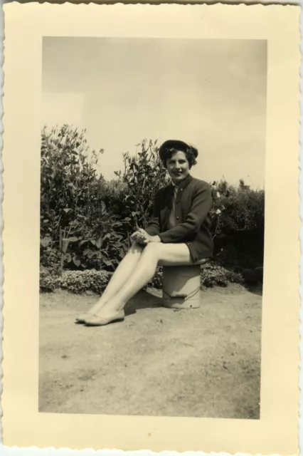 PHOTO ANCIENNE - Vintage Snapshot - Femme Sexy Jambes Pot Mode Drôle ... PHOTO ANCIENNE - Vintage Snapshot - Femme Sexy Jambes Pot Mode Drôle ...