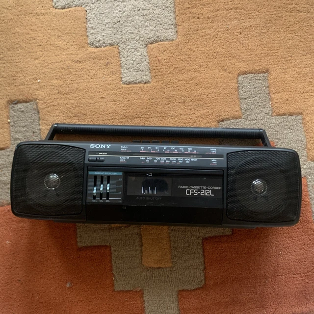 SONY CFS-212L BLACK AM/FM Radio Stereo Cassette Made In Japan £19.99 ...