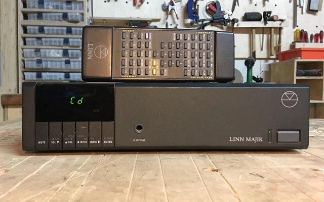 LINN MAJIK STEREO Integrated Amplifier with remote control. Spares or ...