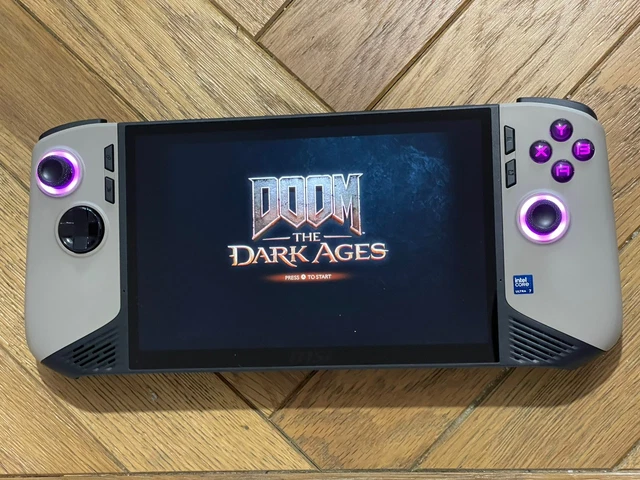 MSI CLAW 8 AI+ Handheld Gaming Console PC Intel Core Ultra 7 32GB/1TB £ ...