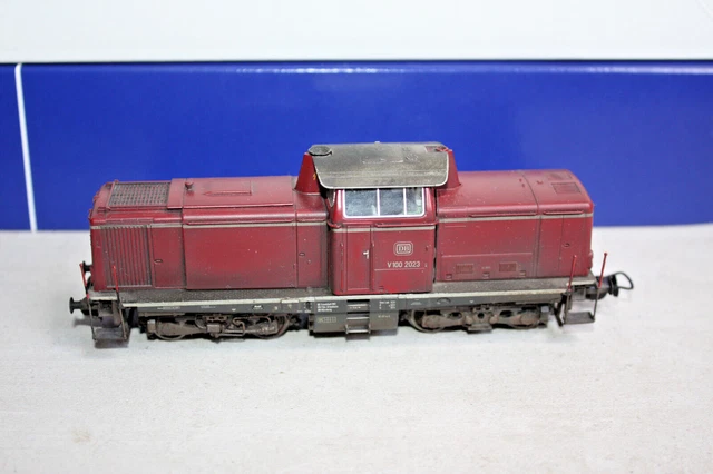 ROCO 63984 DIESELLOK V100 2023 DB digital Lenz Decoder gealtert OVP EUR ...
