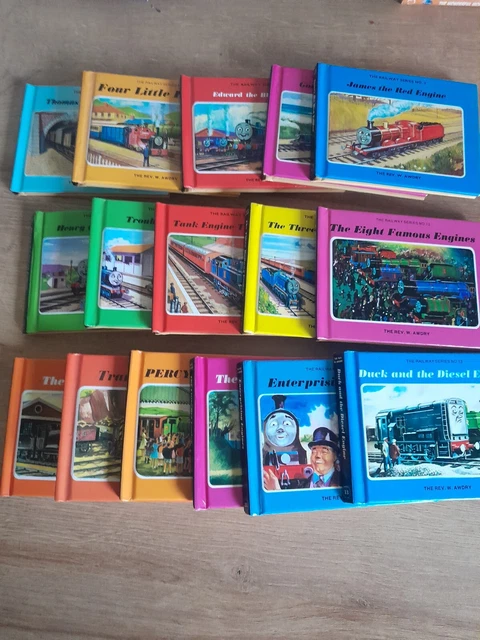 THOMAS THE TANK Engine Book Club Set Of 19 Hardback Books Rev W Awdry ...