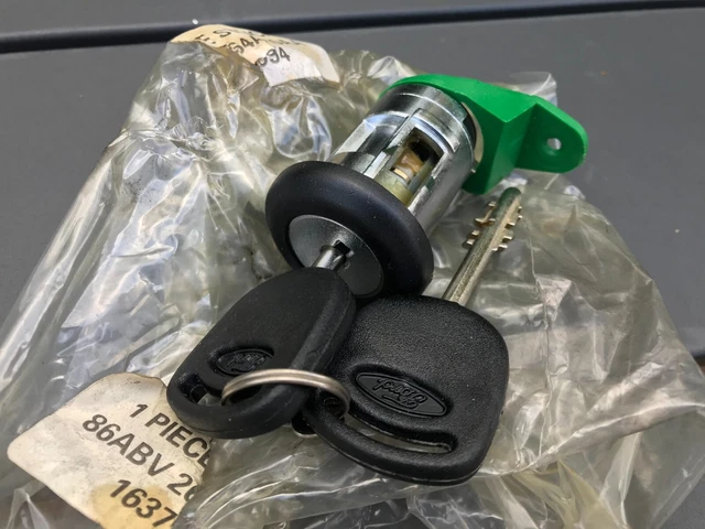 FORD ESCORT MK4 Van New Genuine Ford lock and keys chubb 1637994 £23.85 ...