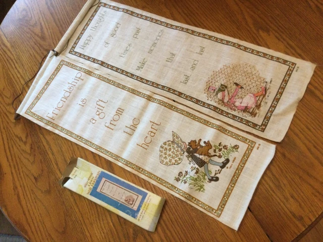 2 VINTAGE HOLLY Hobbie Linen Wall Hanging American Greetings Corp $7.99 ...