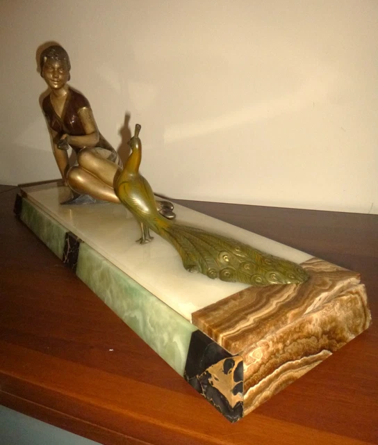 LA BELLE AU Paon Regule Polychrome Sur Onyx Et Marbre Art Deco EUR 379 ...