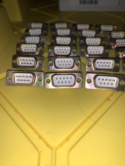 55 X CONNECTEUR mâle 9 broches DB9 RS232 port série tasse à souder ...